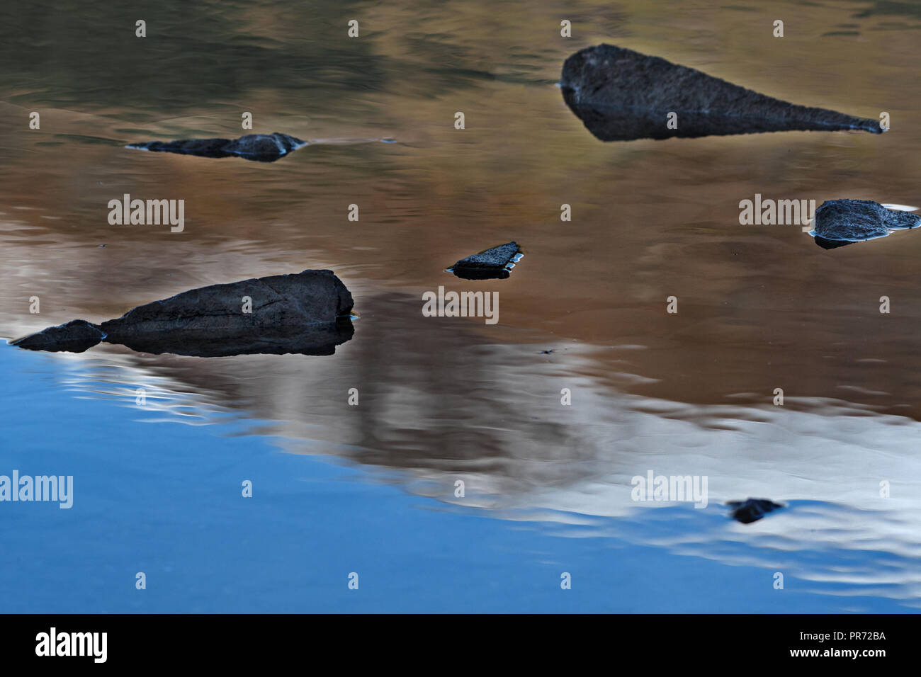 Mountain reflections in maligne hi-res stock photography and images - Alamy