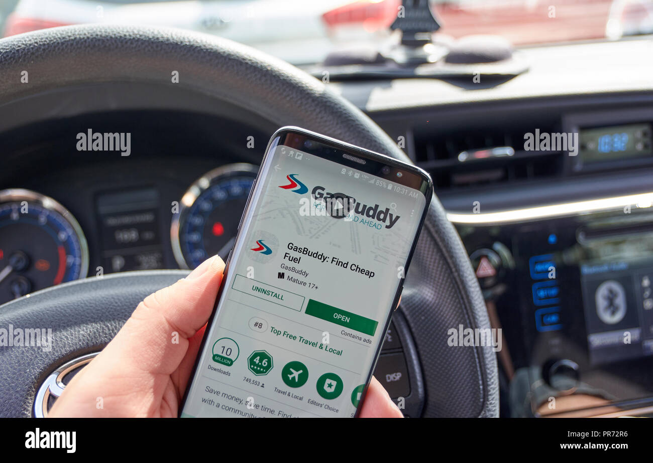 Gasbuddy fuel price hi-res stock photography and images - Alamy