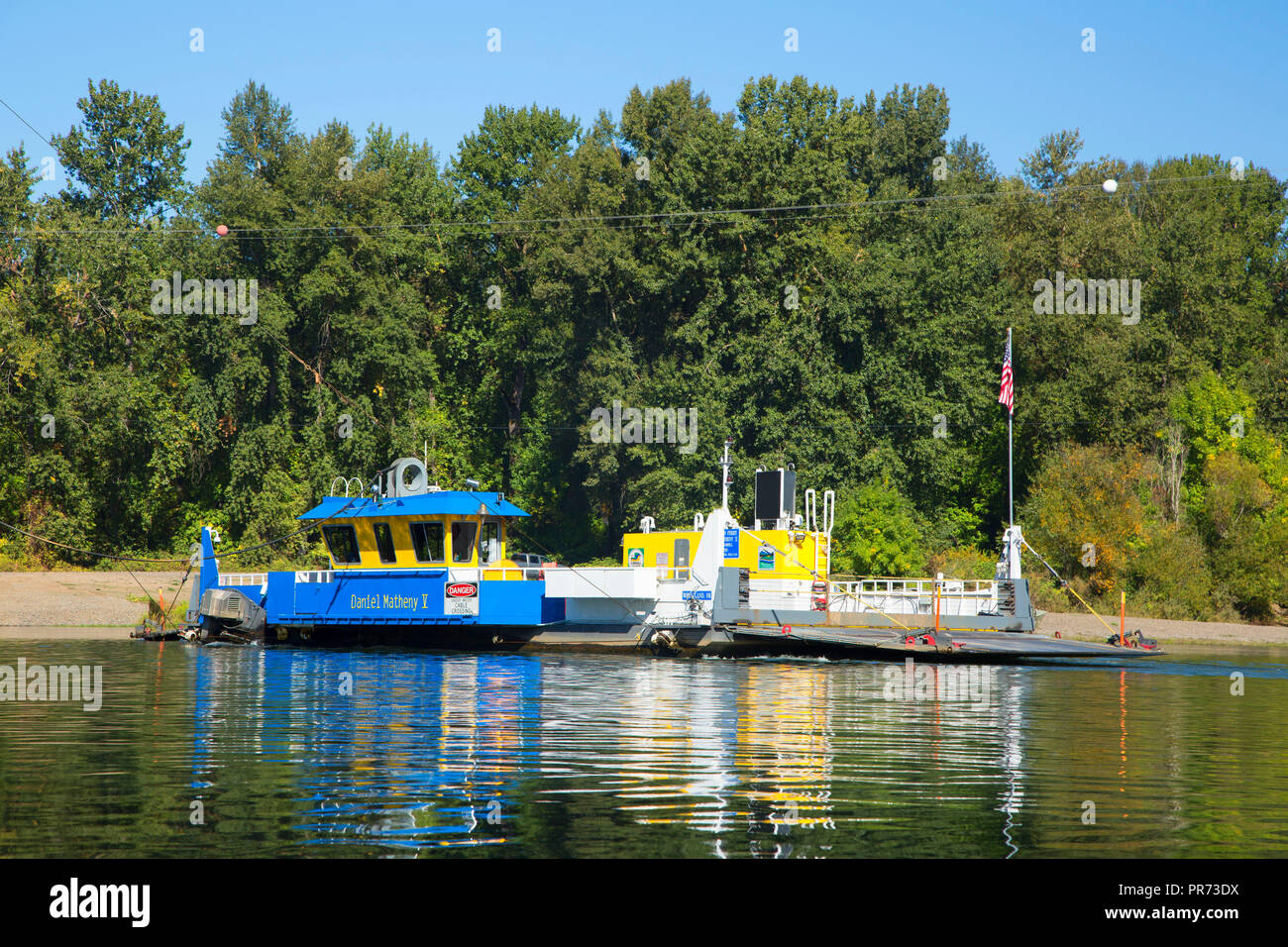 Ferry, Willamette Mission State Park, Oregon Stock Photo - Alamy