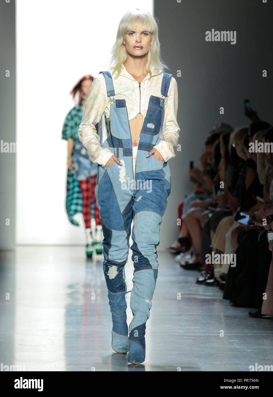 Elise agee hi-res stock photography and images - Alamy