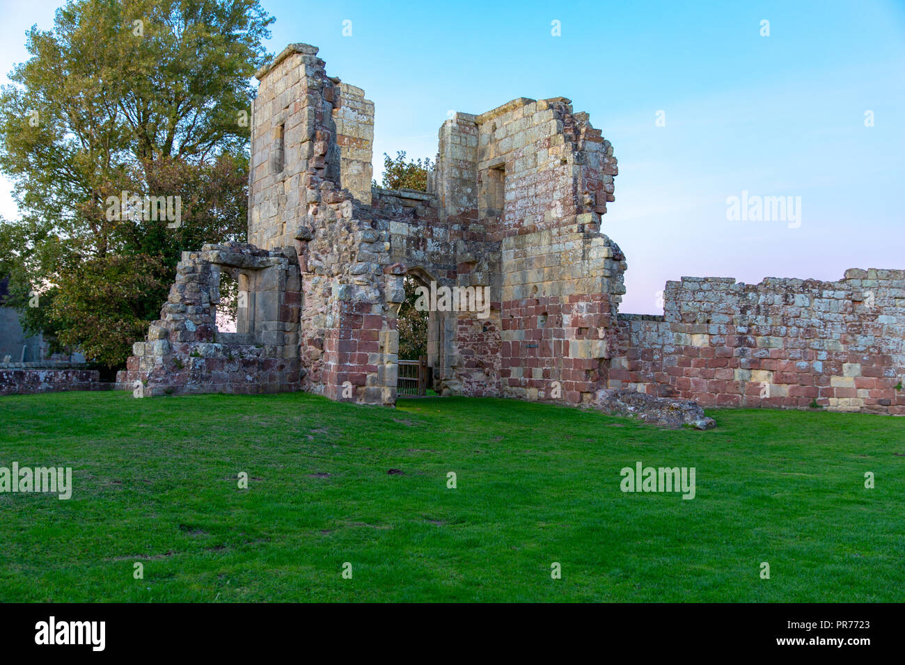 Morton castle hi-res stock photography and images - Alamy