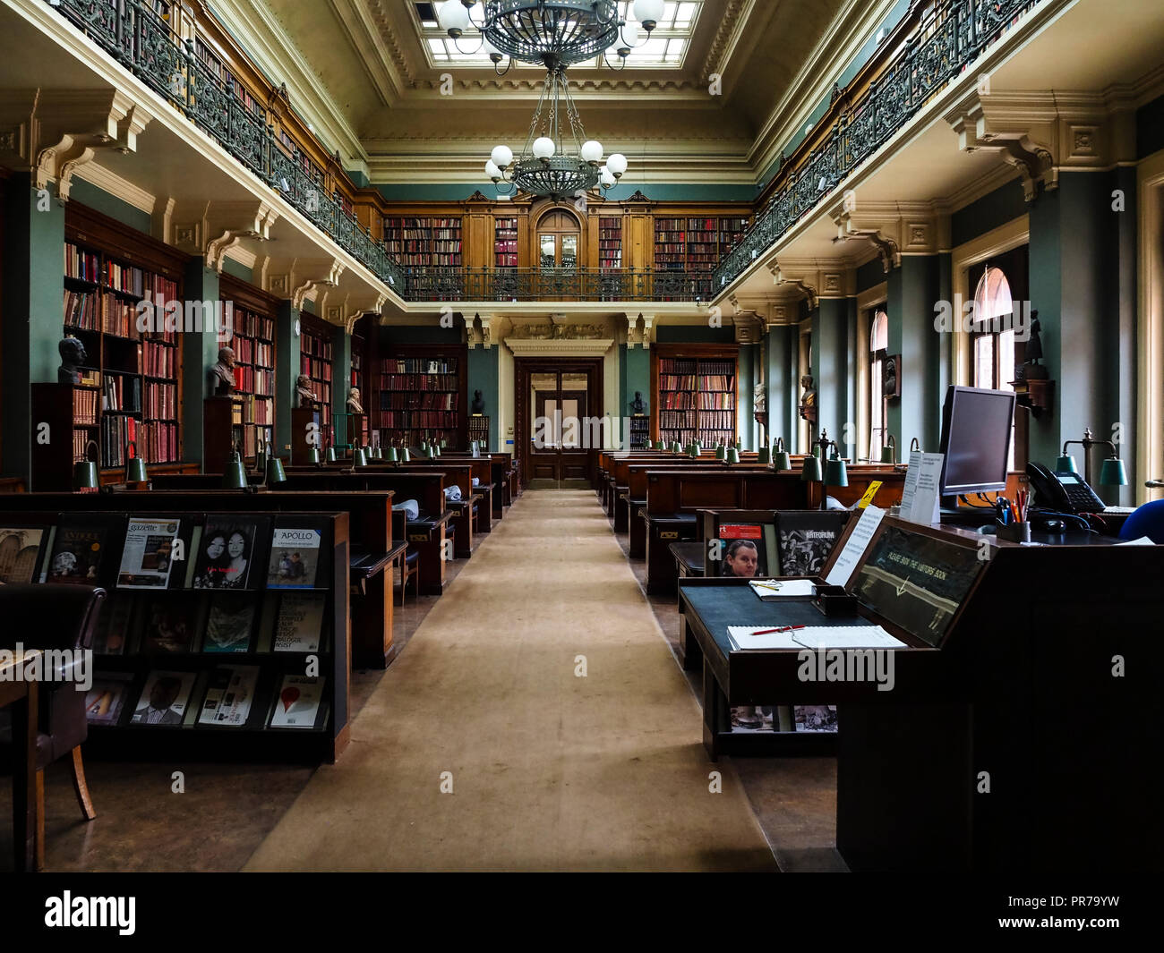 The V&A Library Stock Photo - Alamy