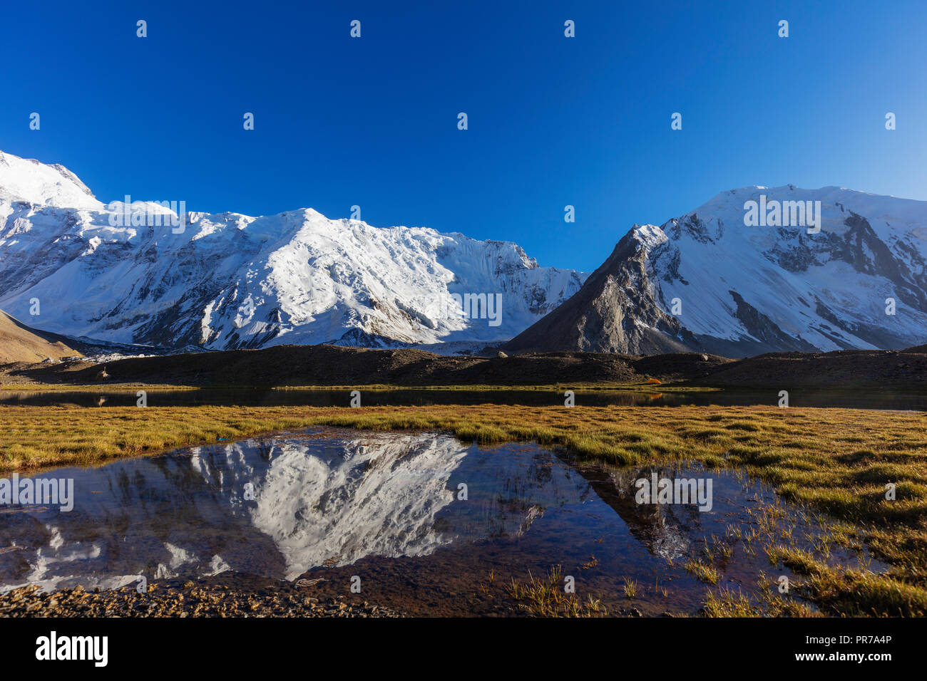 Peak somoni hi-res stock photography and images - Alamy