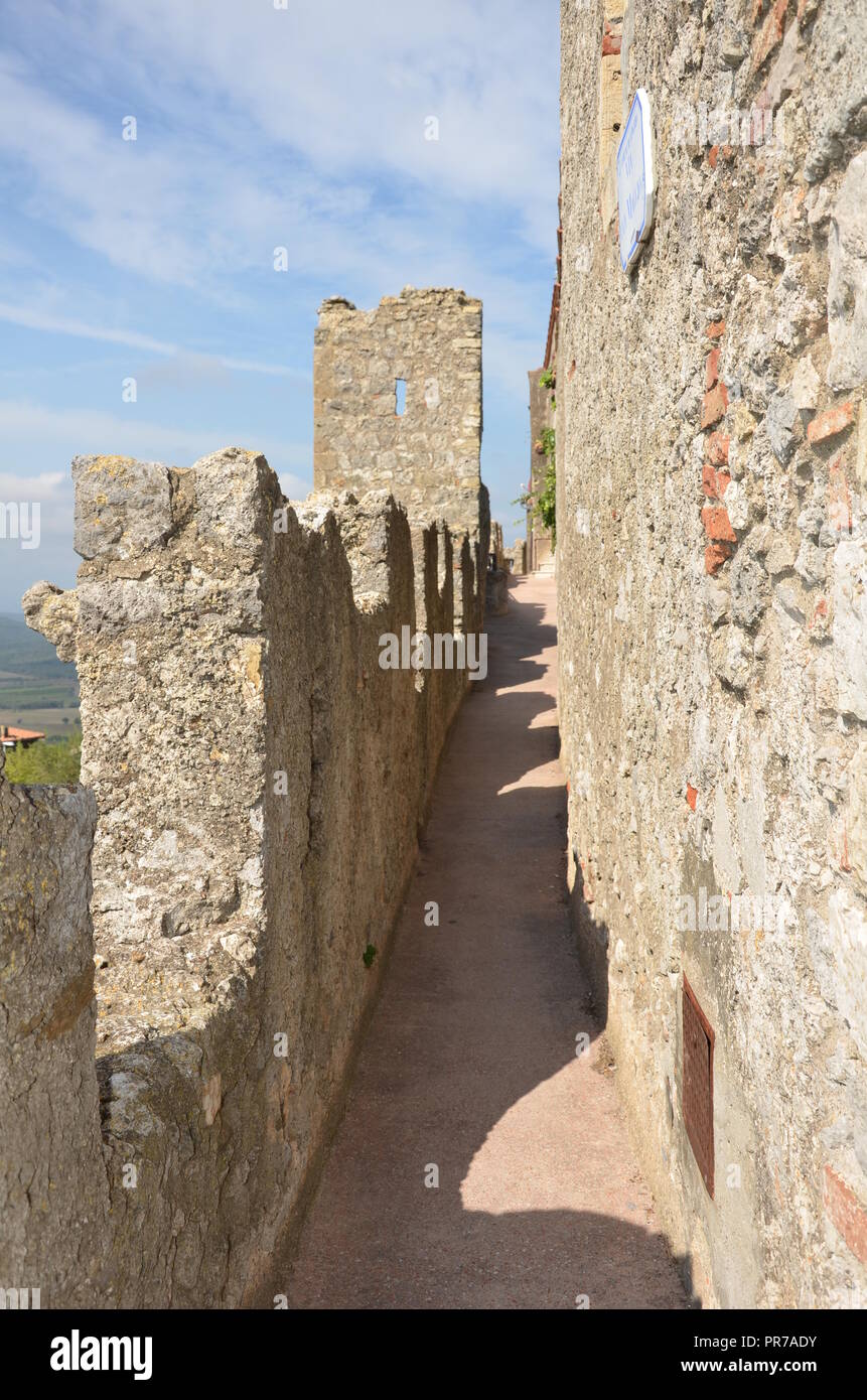 Capalbio village hi-res stock photography and images - Alamy