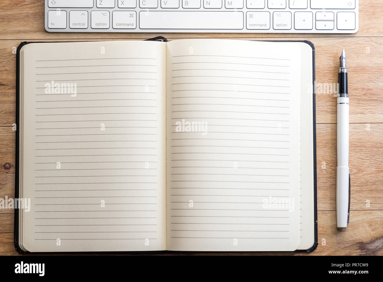 Office table with computer hi-res stock photography and images - Alamy