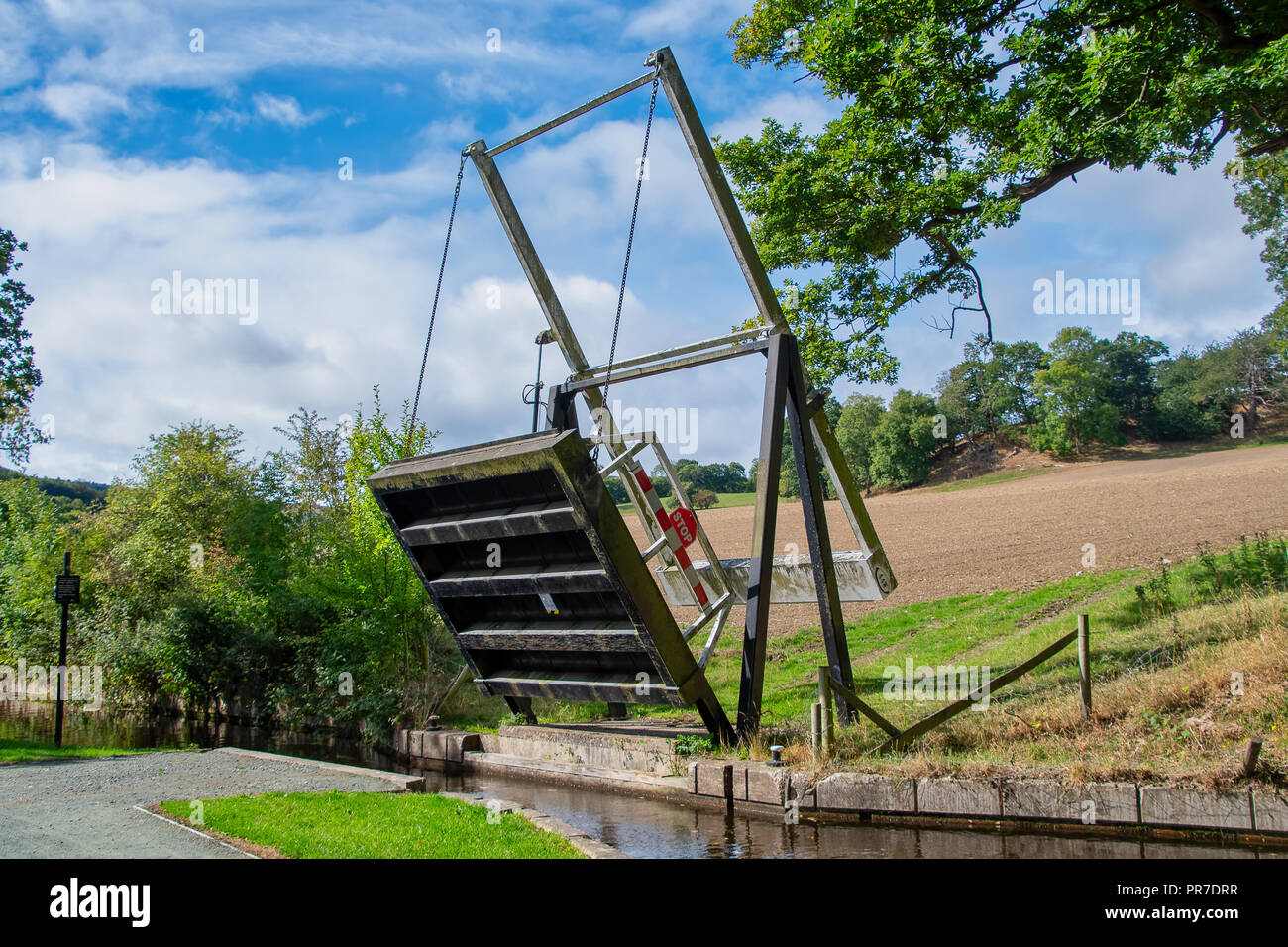 White drawbridge over canal hi-res stock photography and images - Alamy