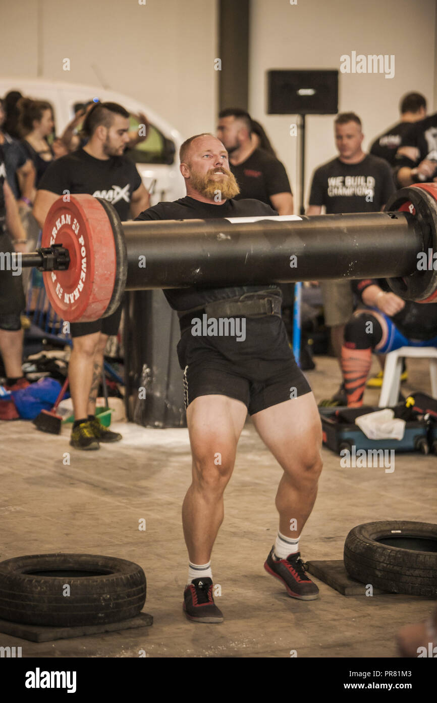 Barcelona, Catalonia, Spain. 29th Sep, 2018. Weightlifter in the ...