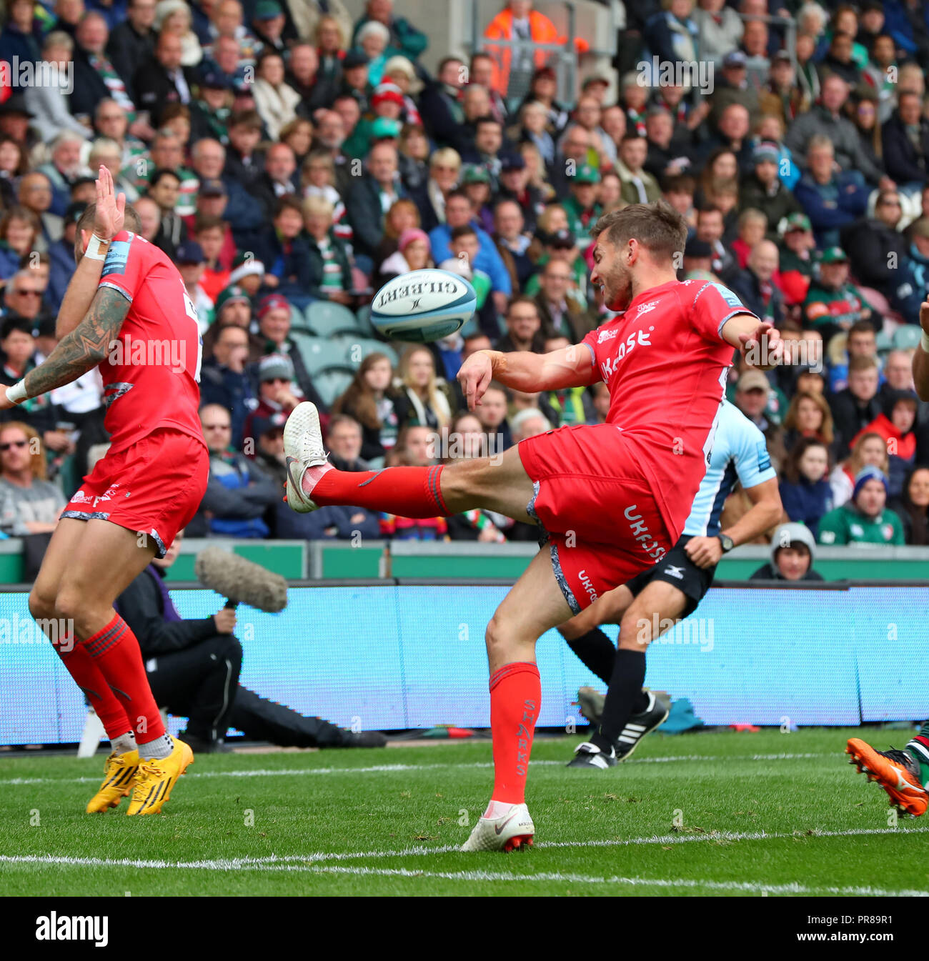 Phil cliff hi-res stock photography and images - Alamy