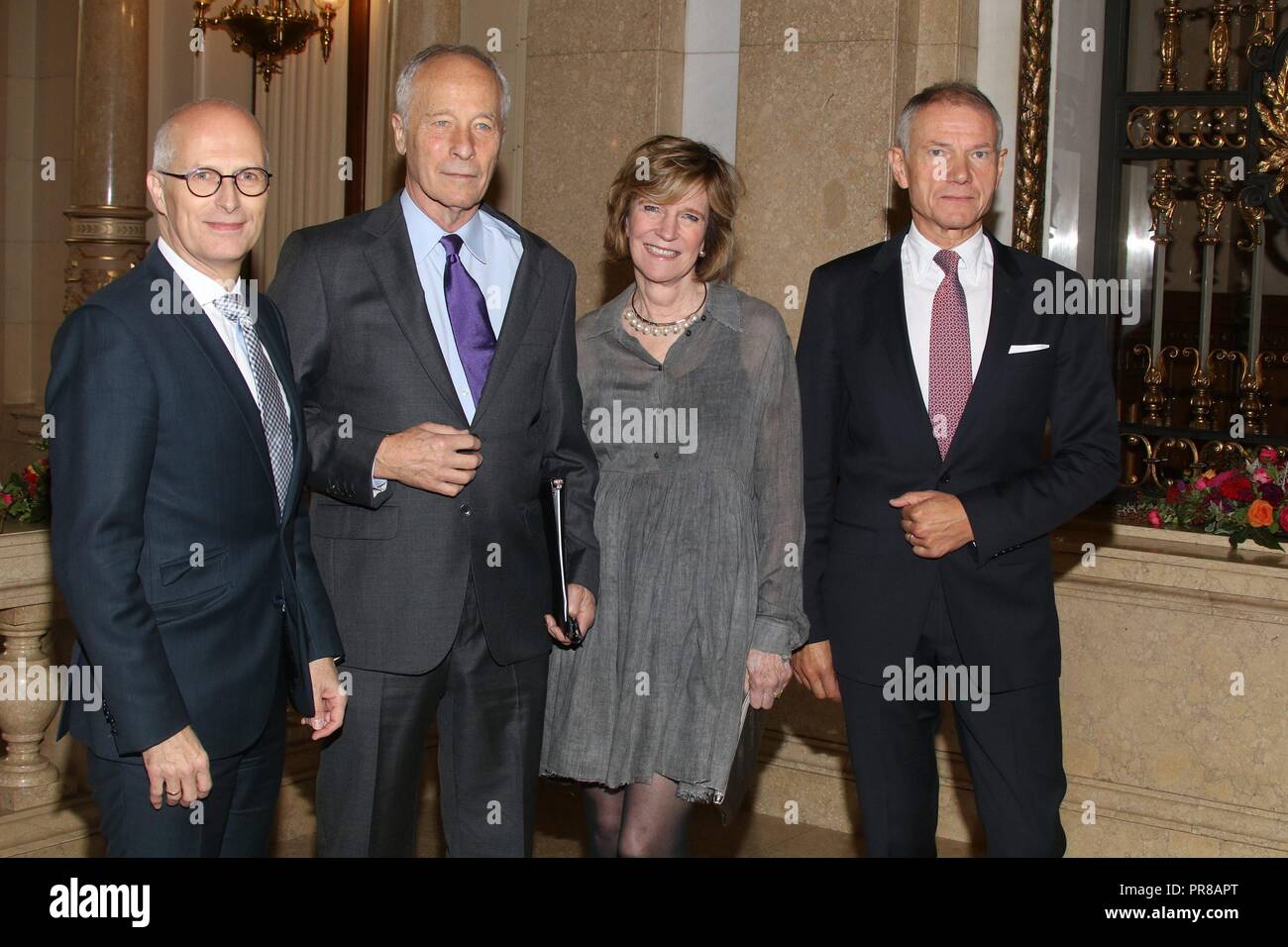 Peter guenter hi-res stock photography and images - Alamy