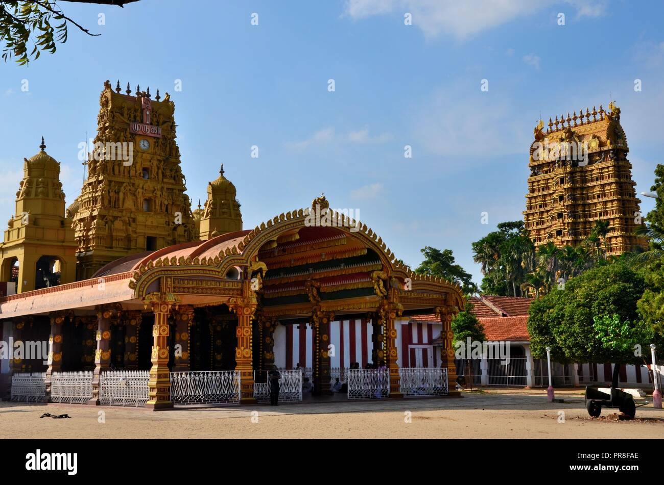Entrance and gopuram towers of Nallur Kandaswamy Hindu temple to Lord ...