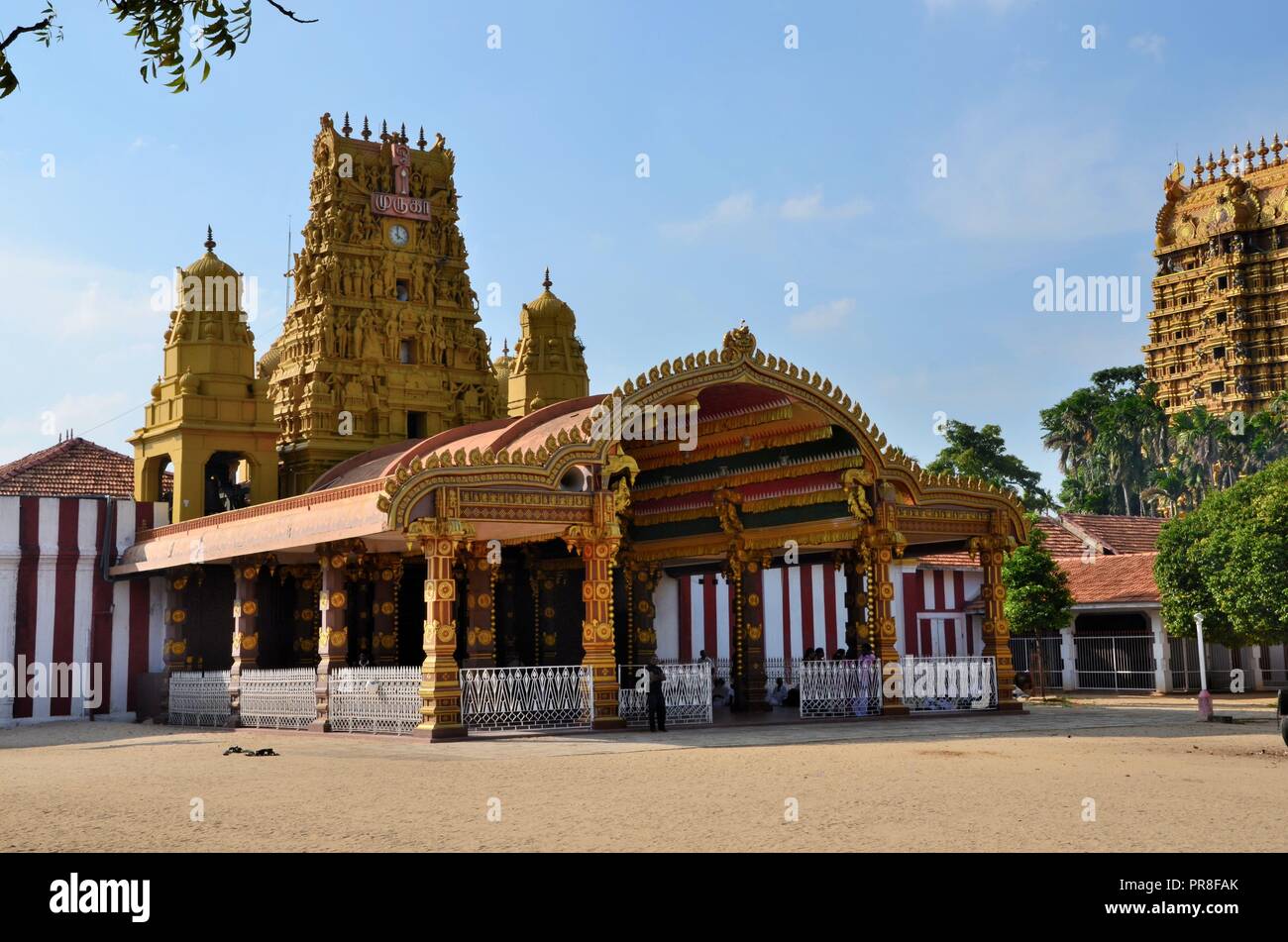 Entrance and gopuram towers of Nallur Kandaswamy Hindu temple to Lord ...