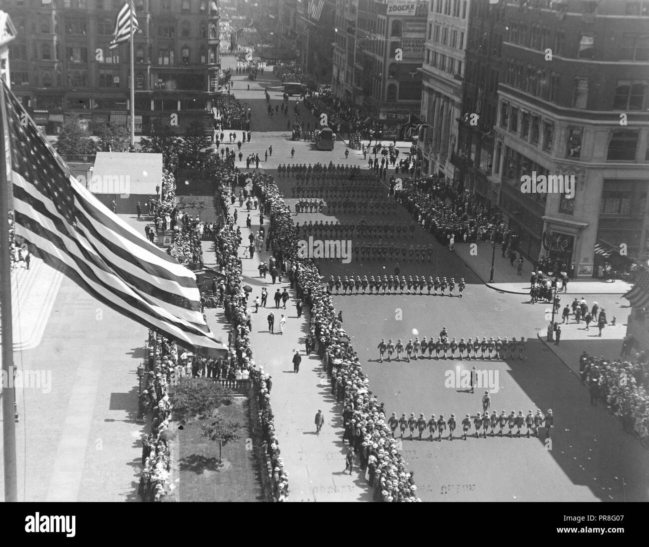 Ceremonies - Independence Day, 1918 - British troops in Independence ...