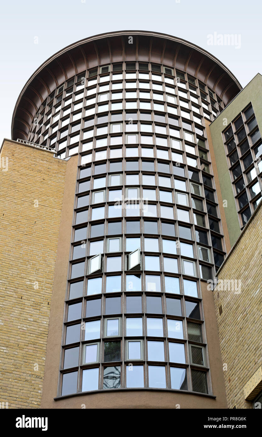 Oval Glass Window Windows High Resolution Stock Photography and Images ...