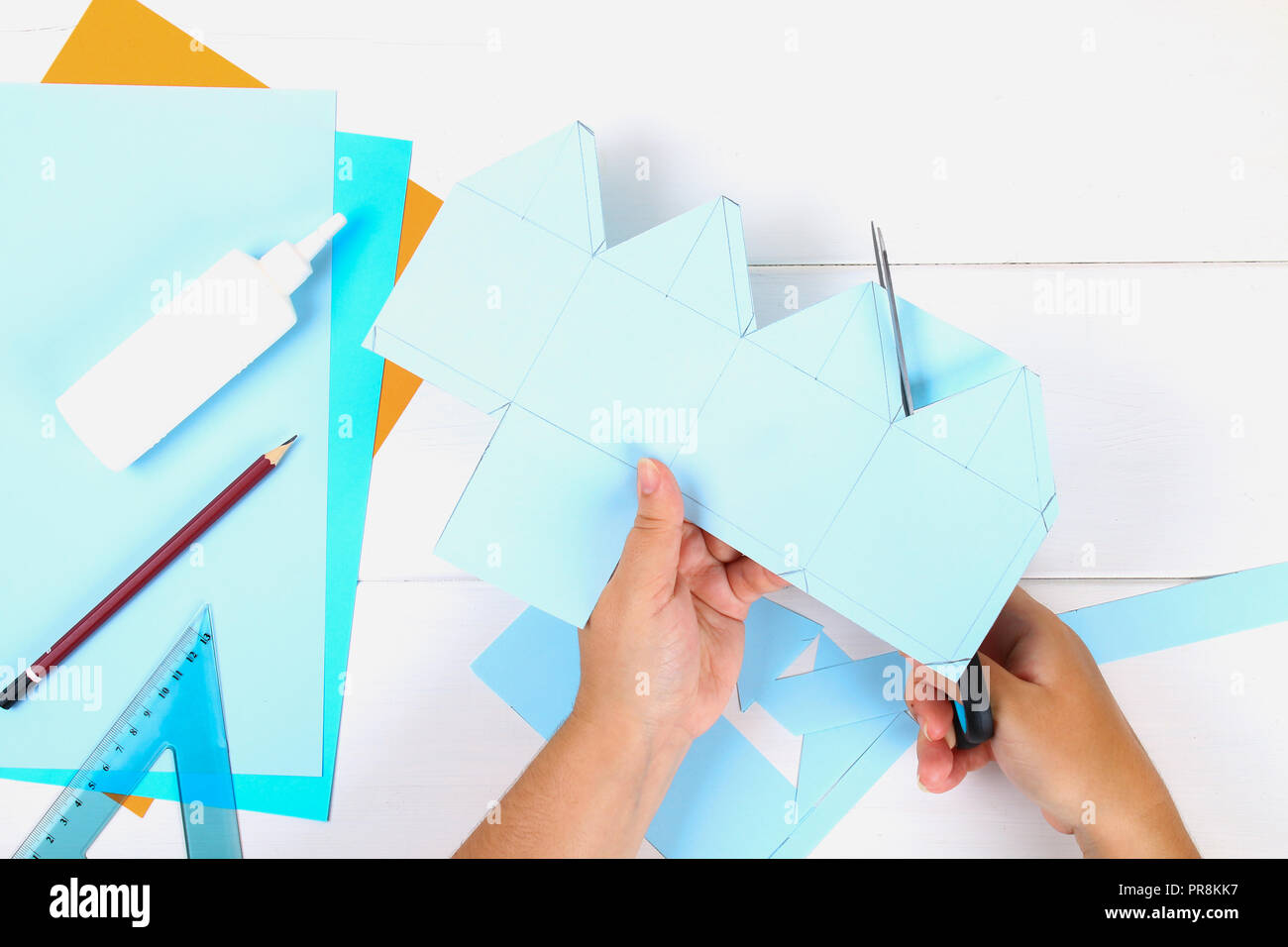 DIY. Paper dreidel with his own hands made of paper. Sevivon to the ...