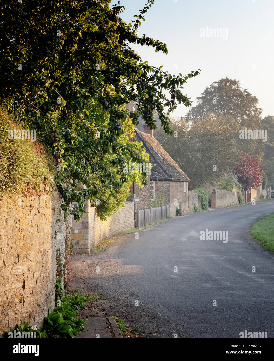 Fyfield hi-res stock photography and images - Alamy