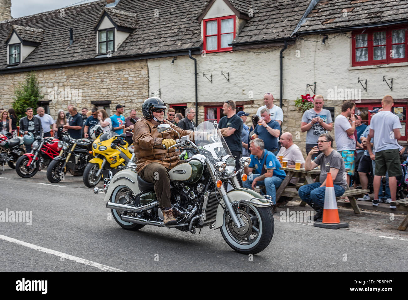 Cassington hi-res stock photography and images - Alamy