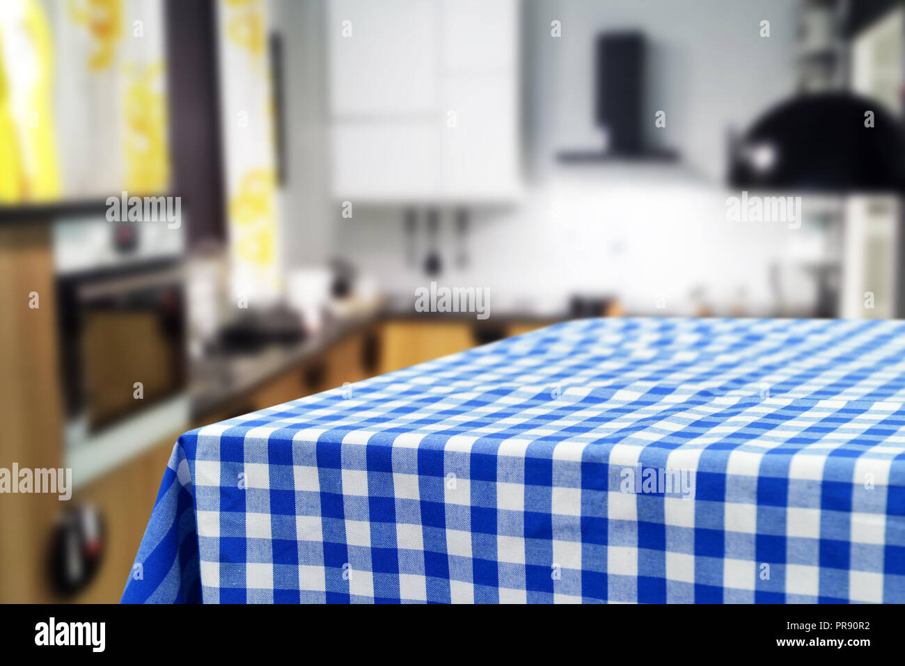 Empty table background Stock Photo - Alamy