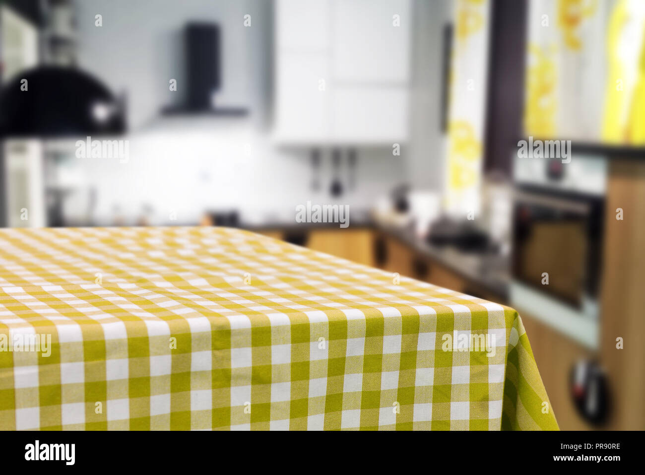 Empty table background Stock Photo - Alamy