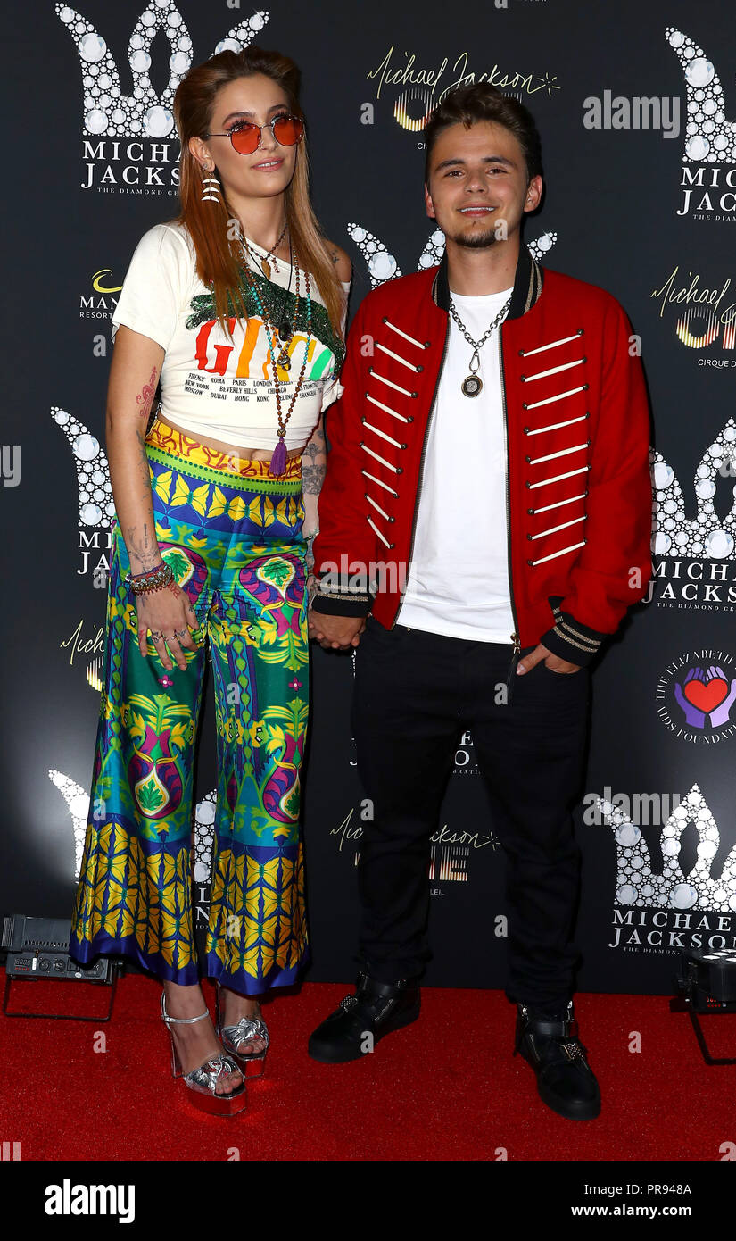 Red Carpet For Michael Jackson Diamond Birthday Celebration at Mandalay ...