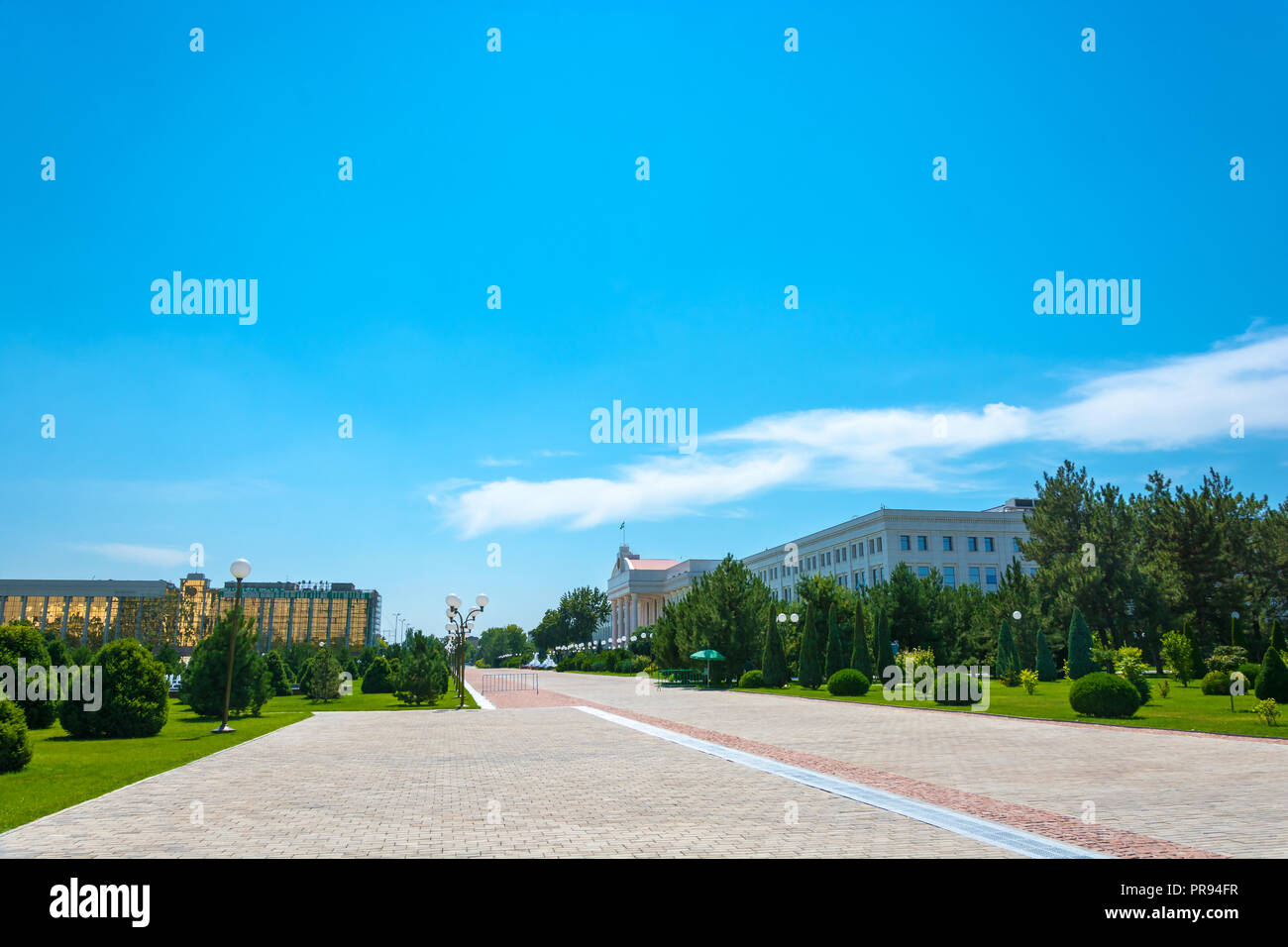 Uzbekistan government building hi-res stock photography and images - Alamy