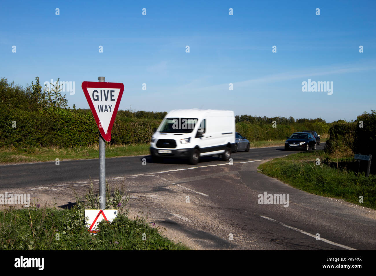 Give Way Sign In England High Resolution Stock Photography and Images ...