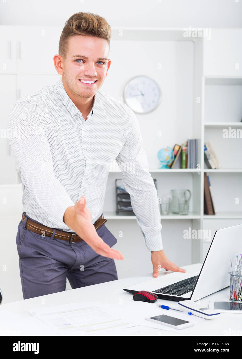 Welcome somebody hi-res stock photography and images - Alamy