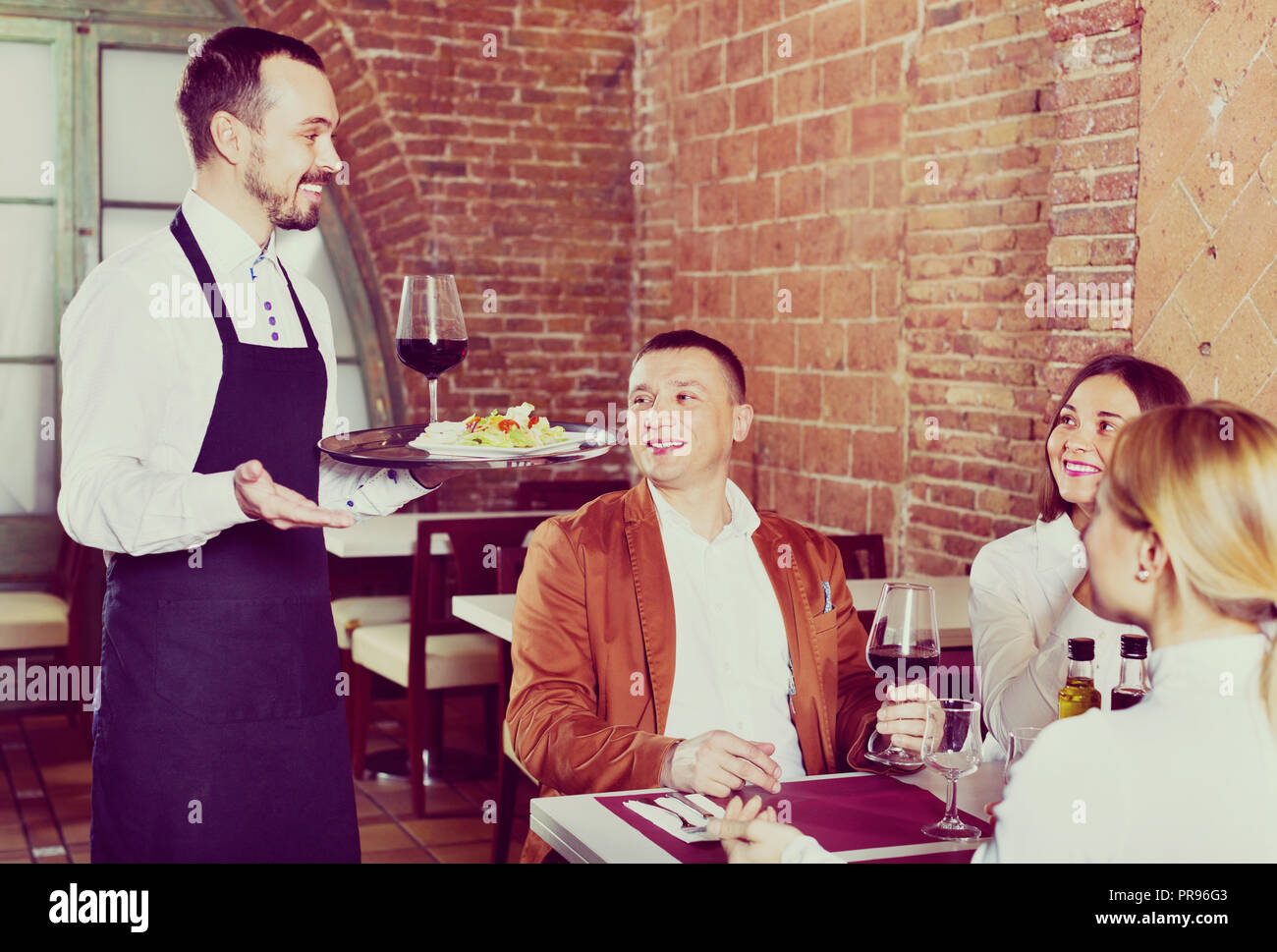 Visitors placing order hi-res stock photography and images - Alamy