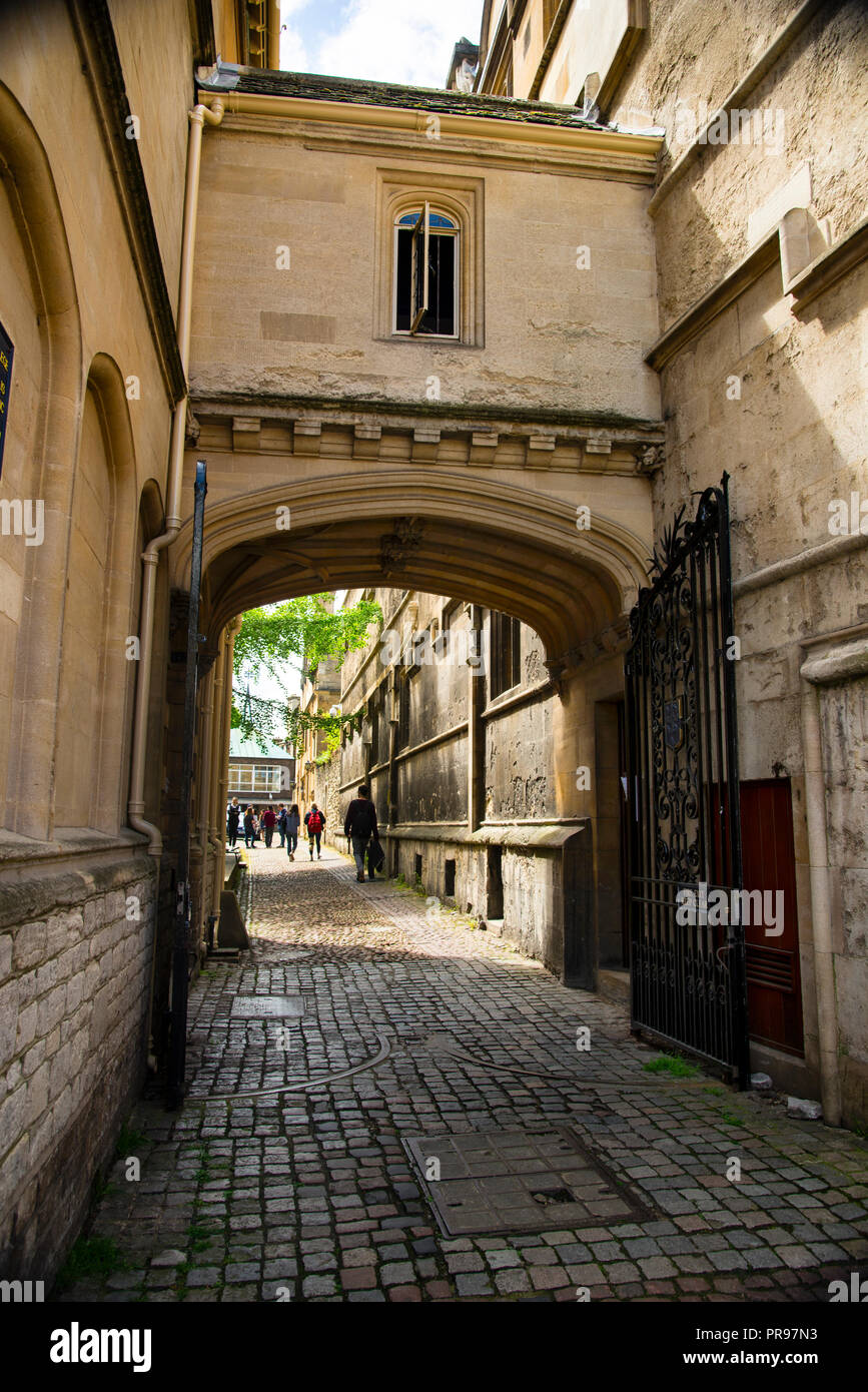Logic Lane covered bridge and cobbled lane running through University ...