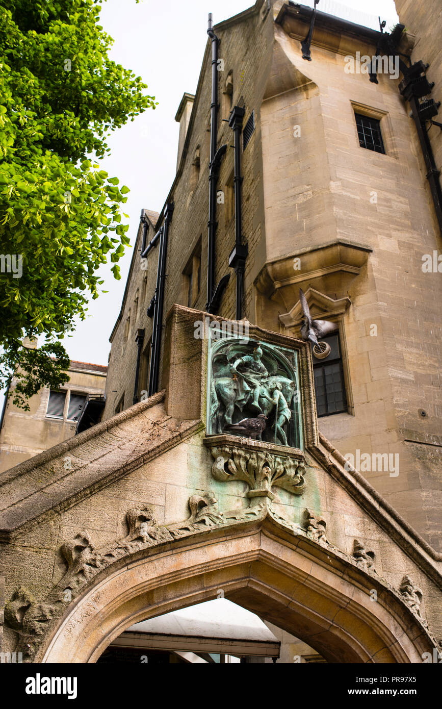 Gothic archway in Oxford, England Stock Photo - Alamy