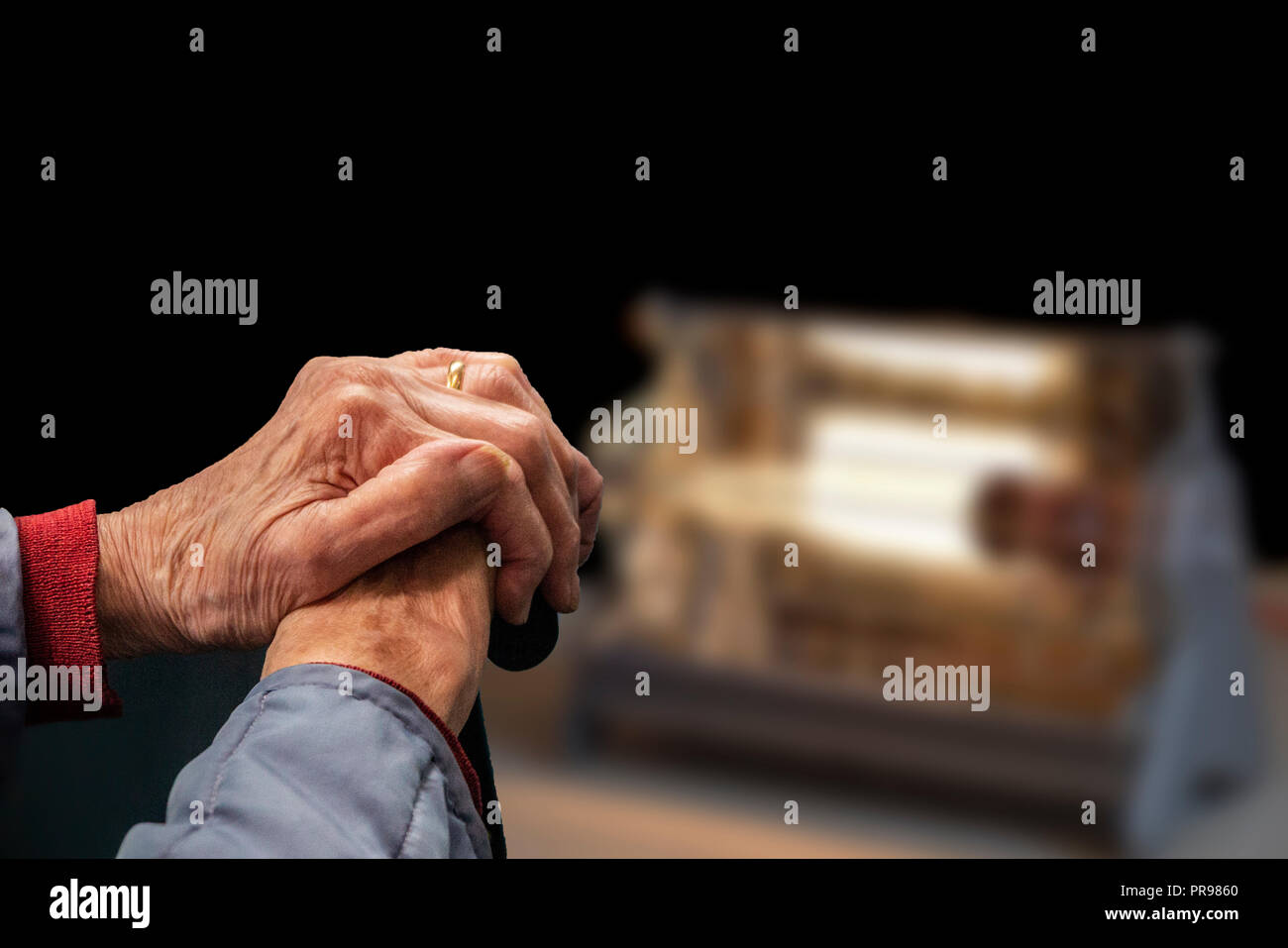 Cold old lady fire hi-res stock photography and images - Alamy