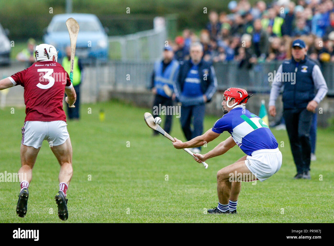 Camogie team hi-res stock photography and images - Alamy