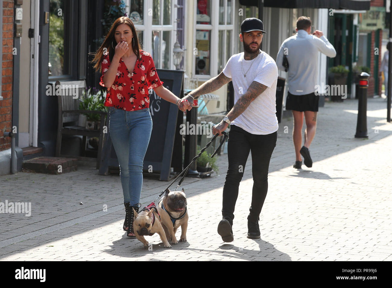 Pete Wicks and Shelby Tribble film a scene for TOWIE where they bump ...