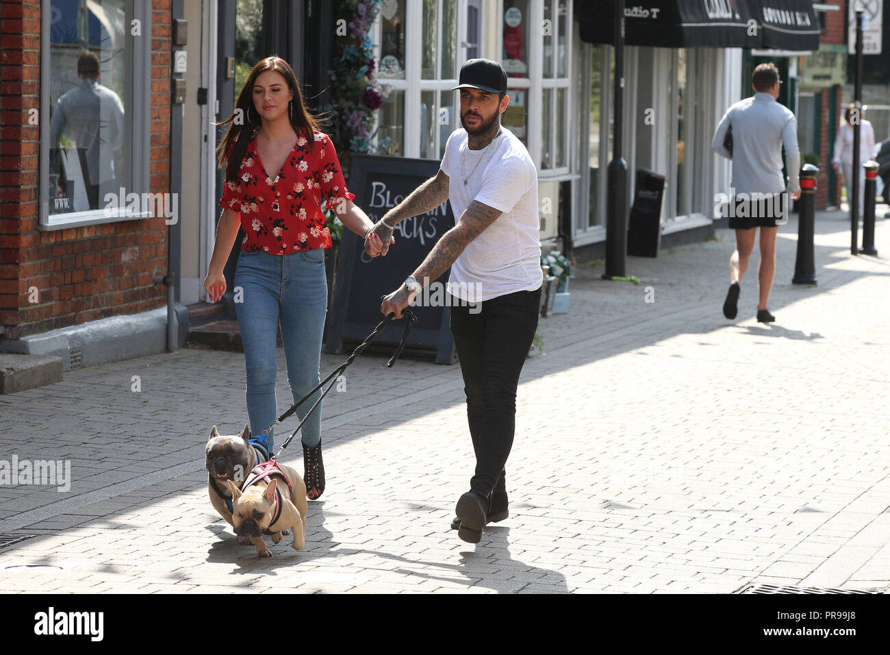 Pete Wicks and Shelby Tribble film a scene for TOWIE where they bump ...
