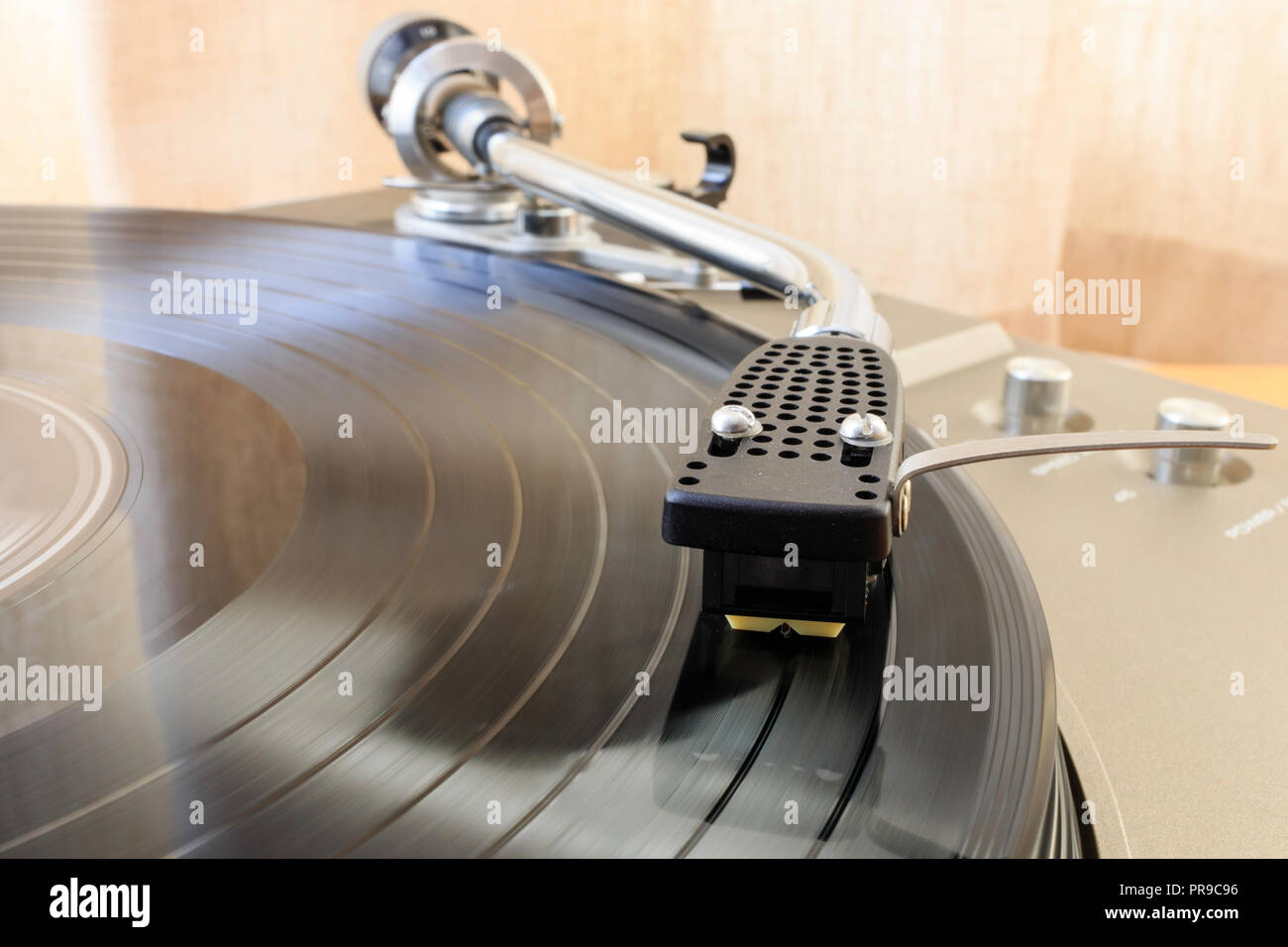 Record player, deck. 'S' shape tone arm playing long player record, LP ...