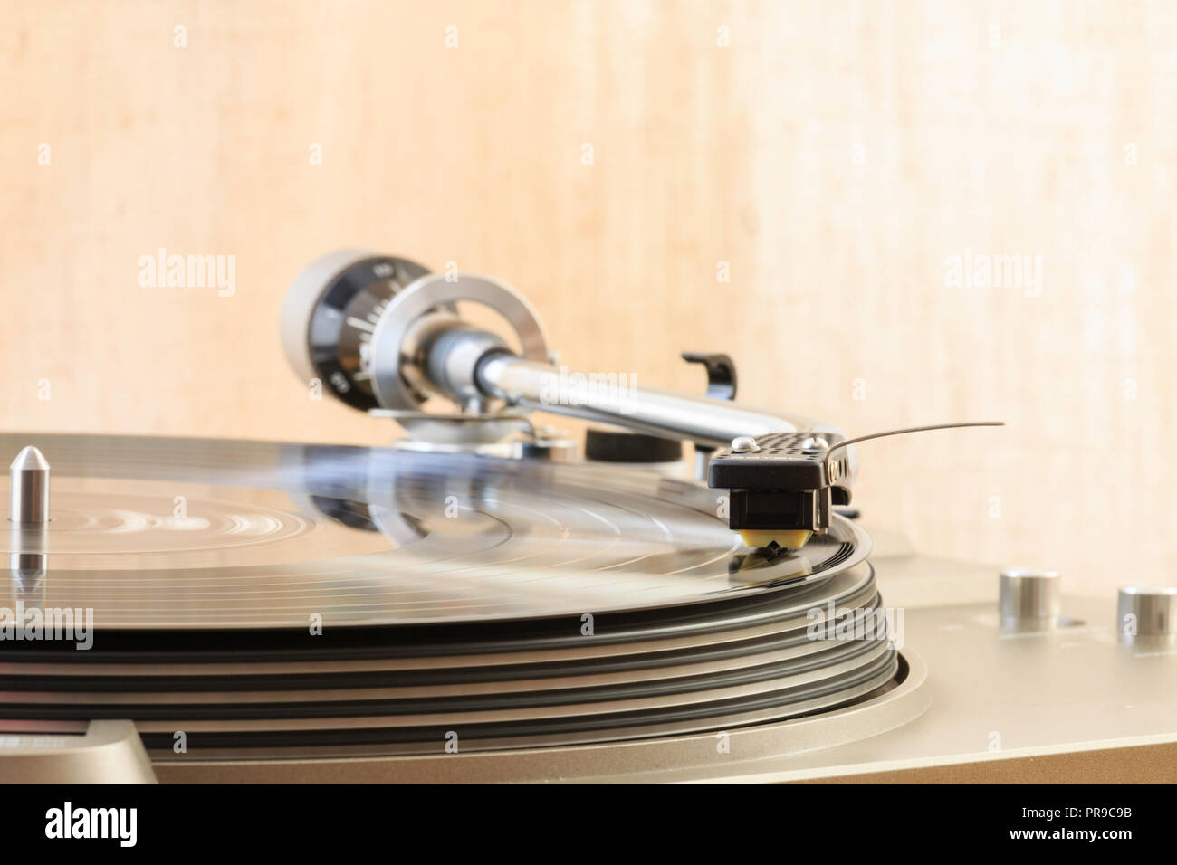 Record player, deck. 'S' shape tone arm playing long player record, LP ...
