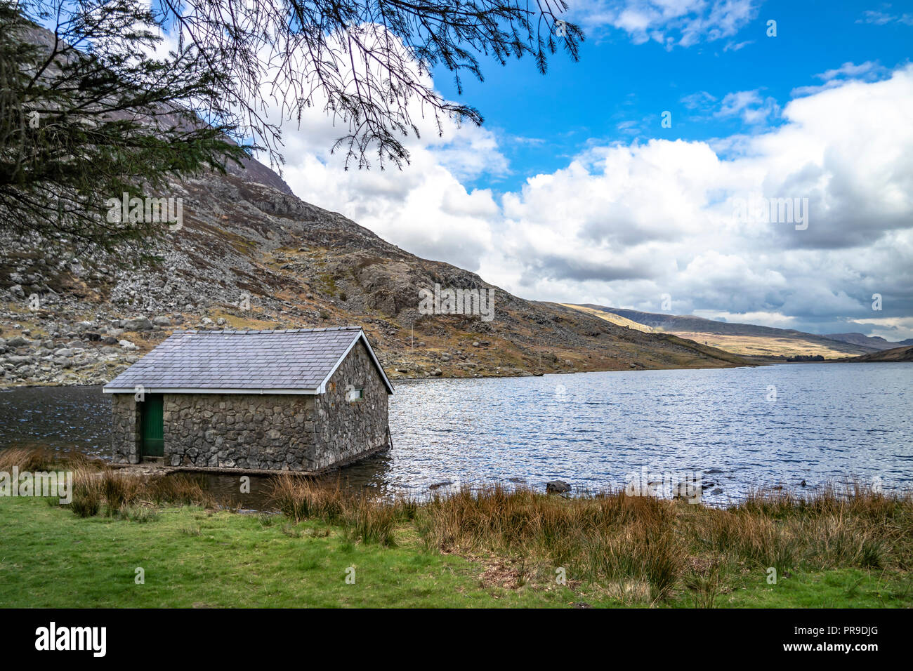 Rotten cottage at Ogwen valley with Llyn Ogwen in Snowdonia, Gwynedd ...