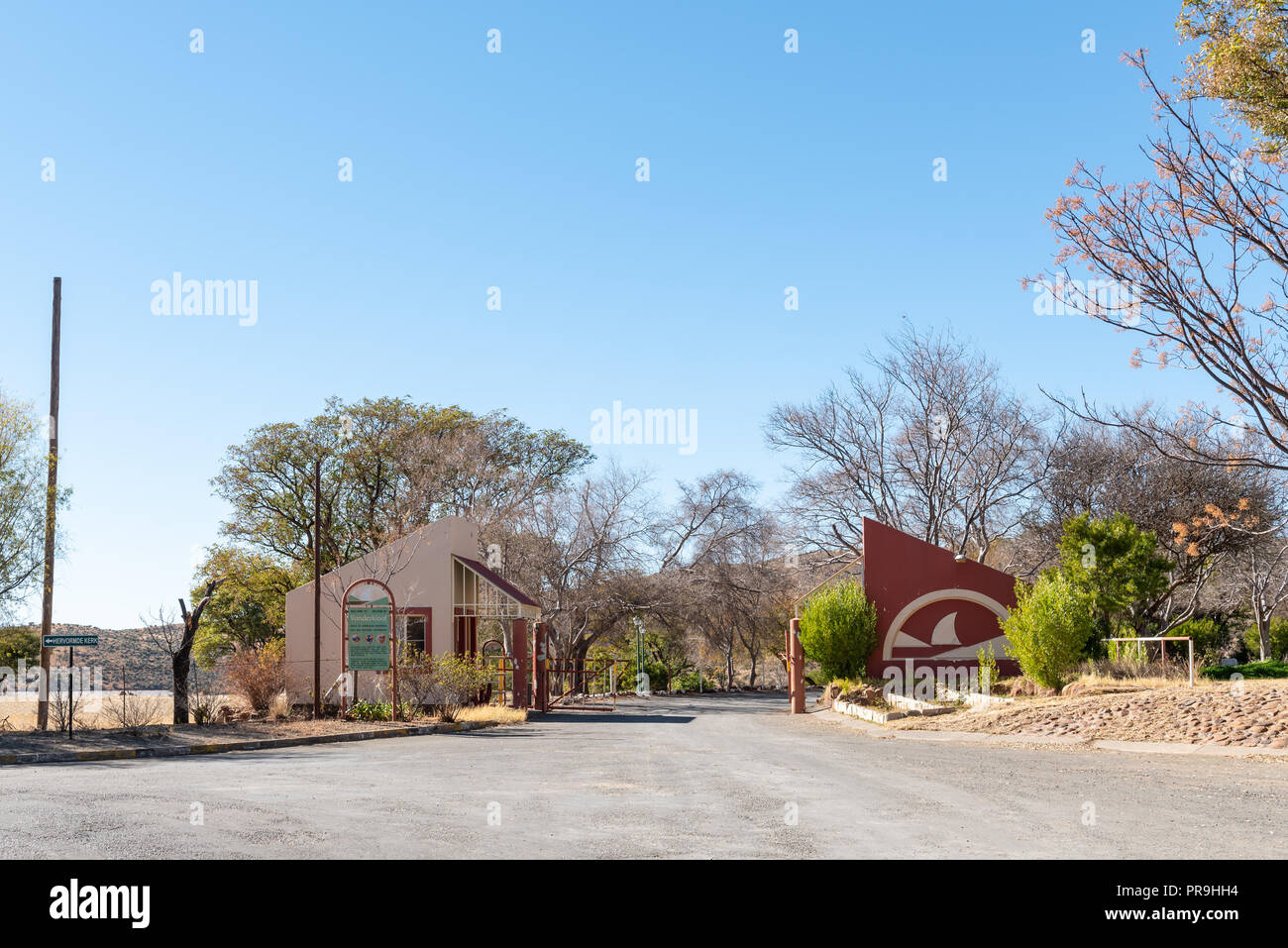 VANDERKLOOF, SOUTH AFRICA, AUGUST 6, The entrance to the holiday resort ...