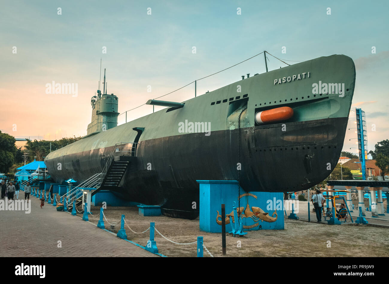 Surabaya indonesia monument hi-res stock photography and images - Alamy