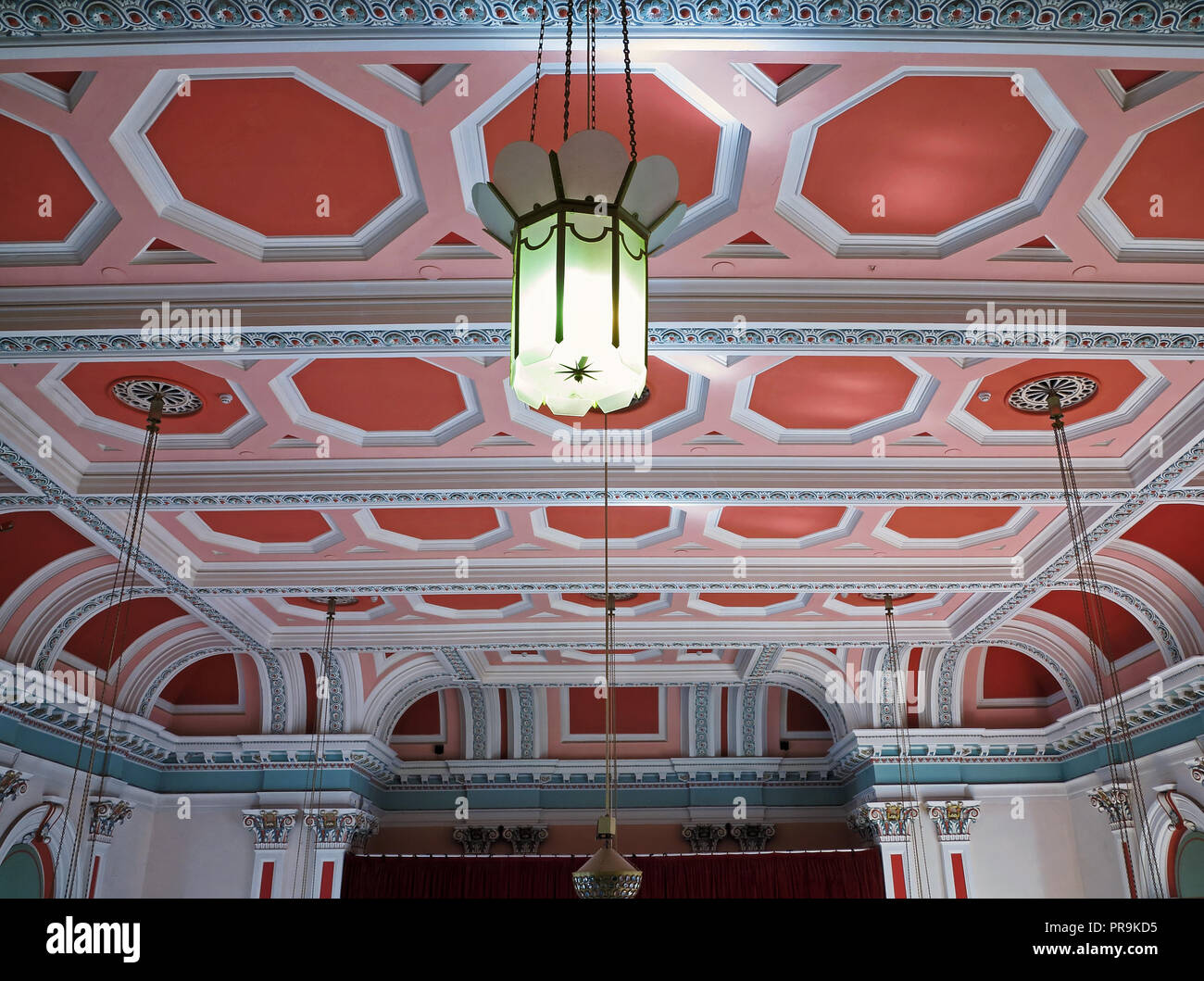Victoria hall hi-res stock photography and images - Alamy