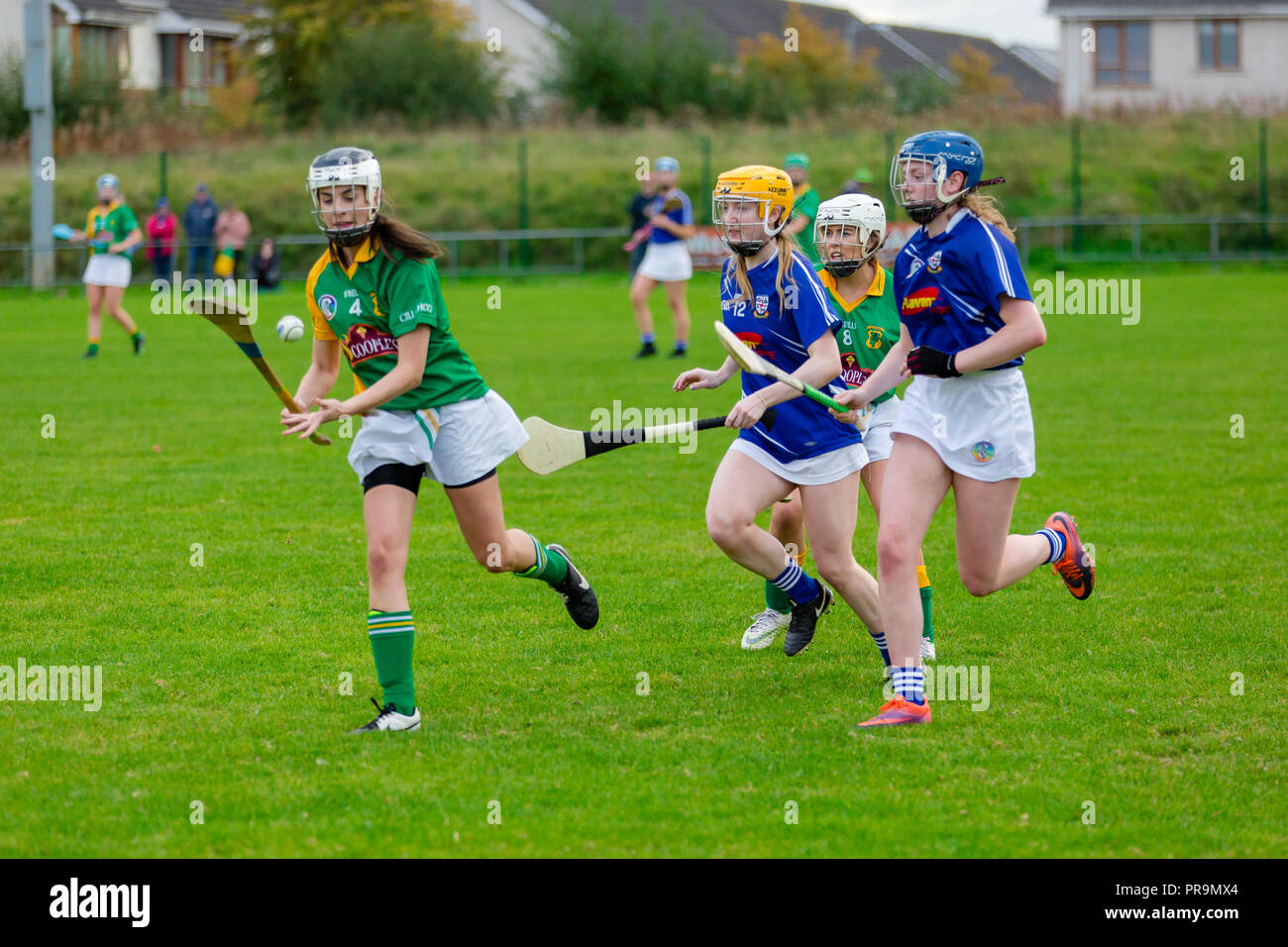 Camogie hi-res stock photography and images - Alamy