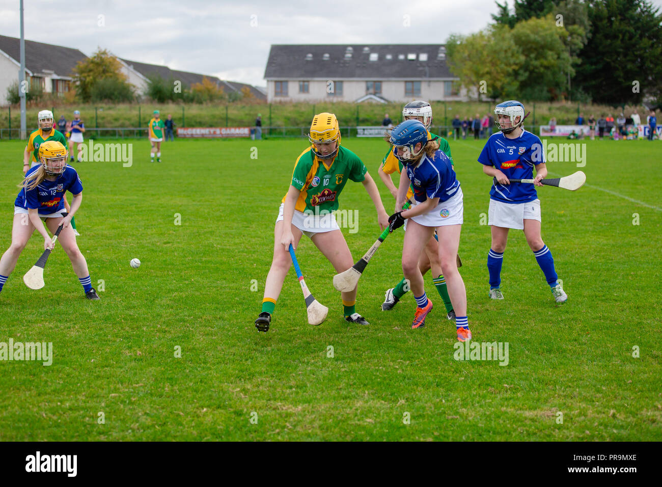 Camogie girls hi-res stock photography and images - Alamy