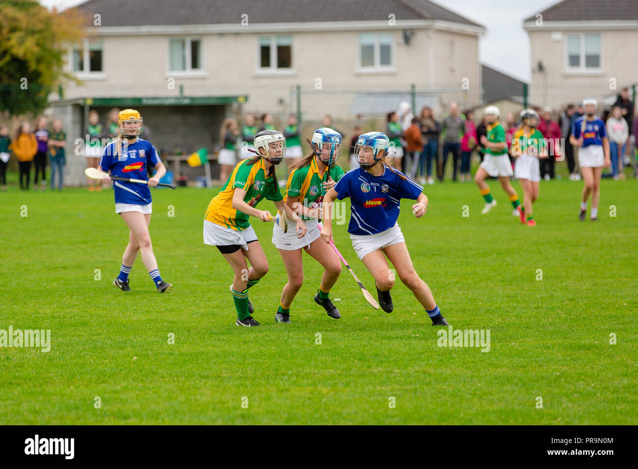Camogie girls hi-res stock photography and images - Alamy