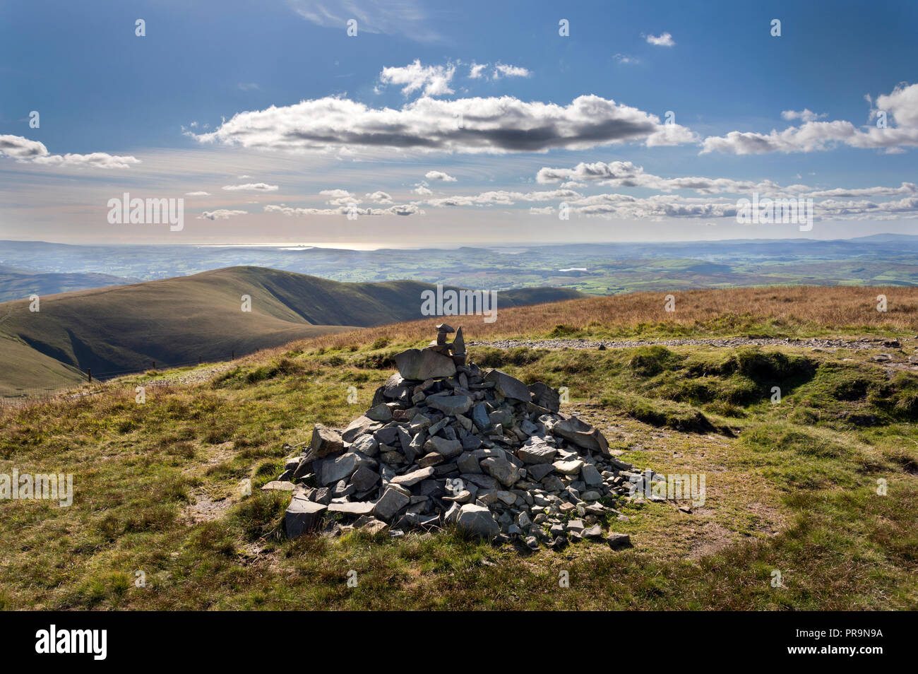 The view from the Howgill Fells rear Sedbergh, Yorkshire Dales National ...