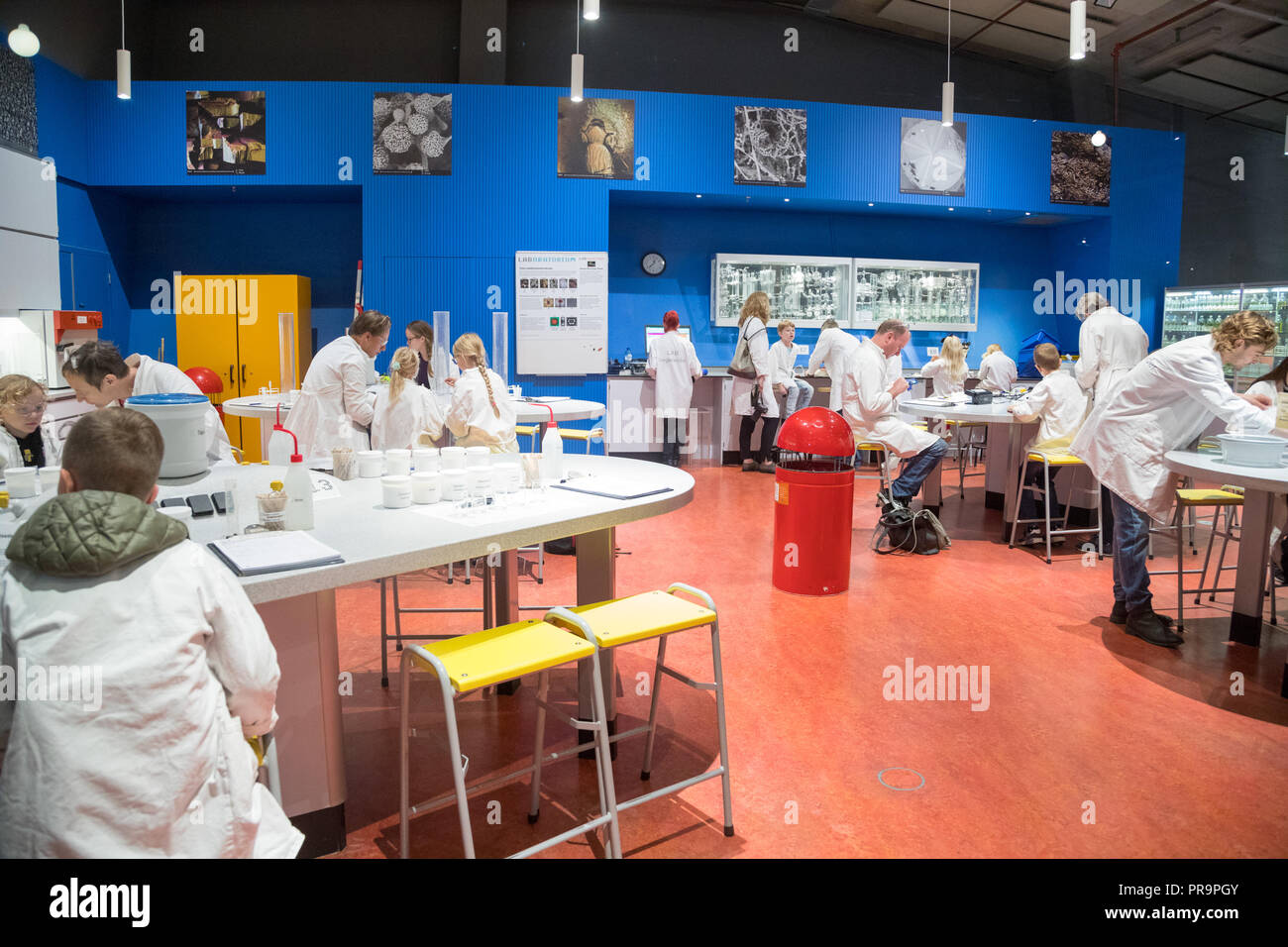 Amsterdam nemo science center interior hi-res stock photography and ...