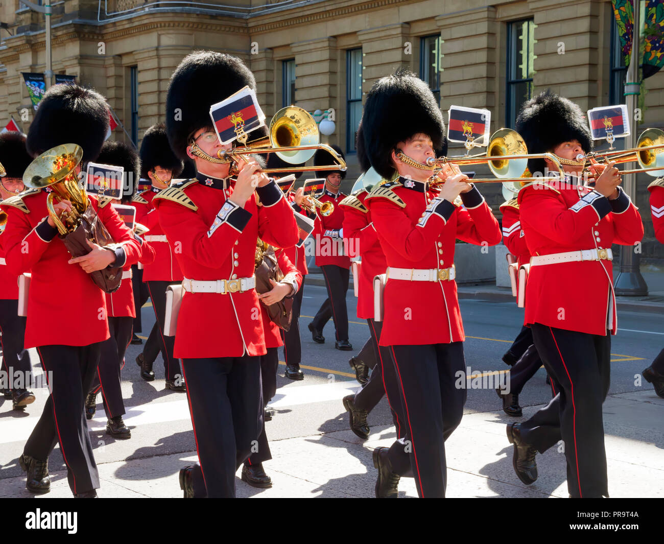 Ottawa parliament guard hi-res stock photography and images - Alamy