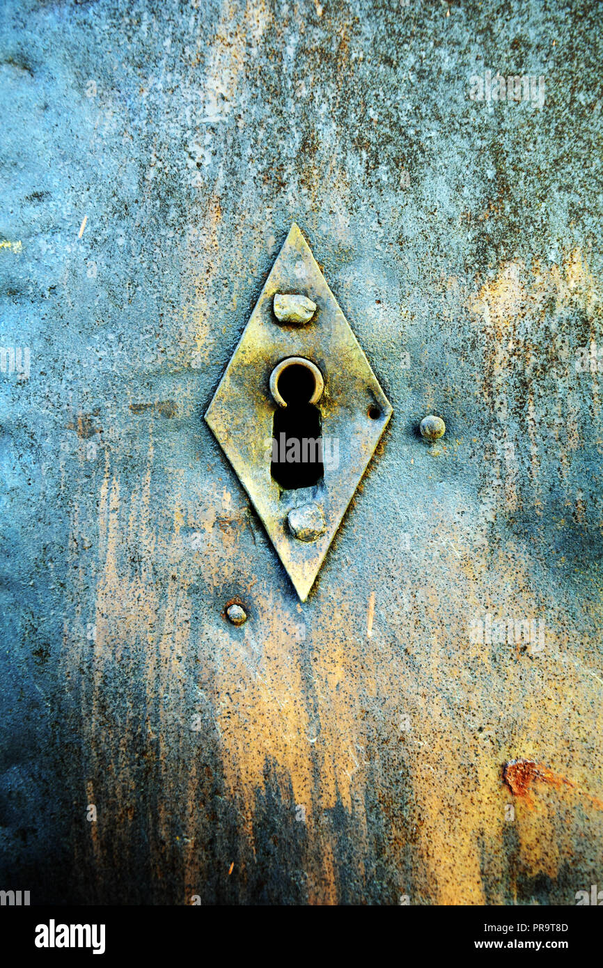 Old Rusty lock Stock Photo - Alamy