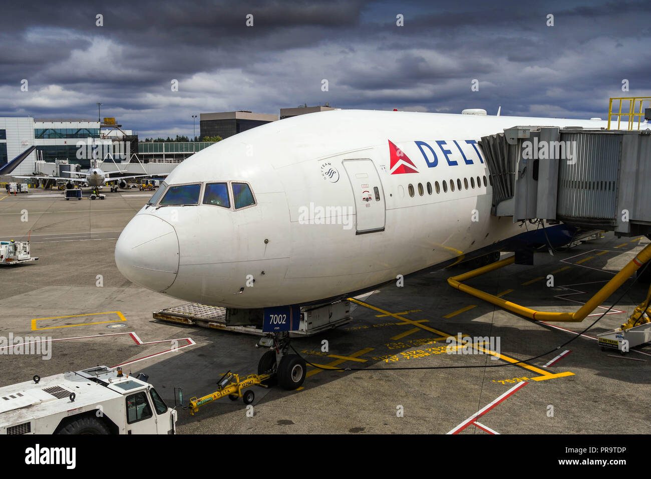 Air bridge hi-res stock photography and images - Alamy