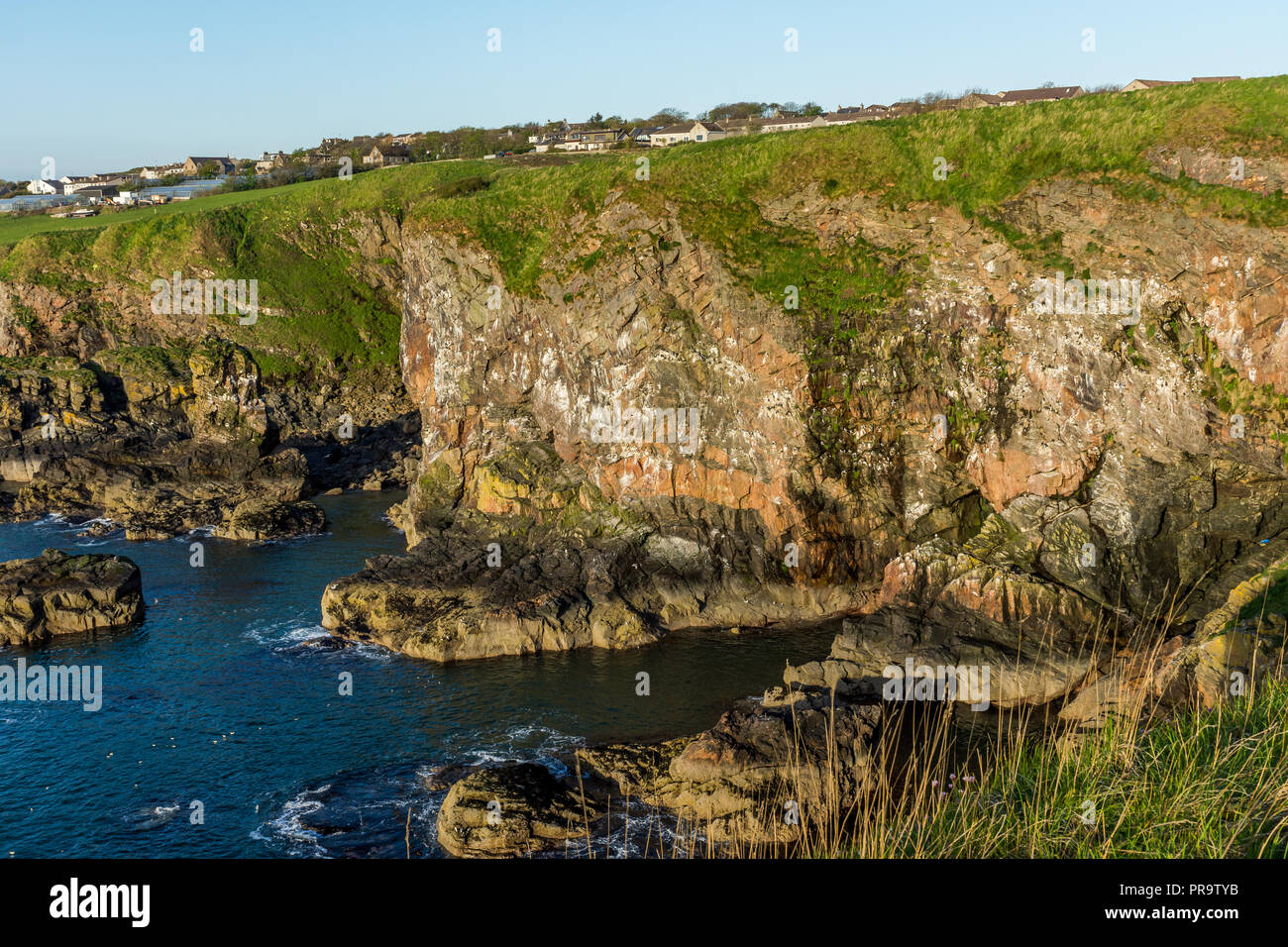 Aberdeenshire coastline hi-res stock photography and images - Alamy