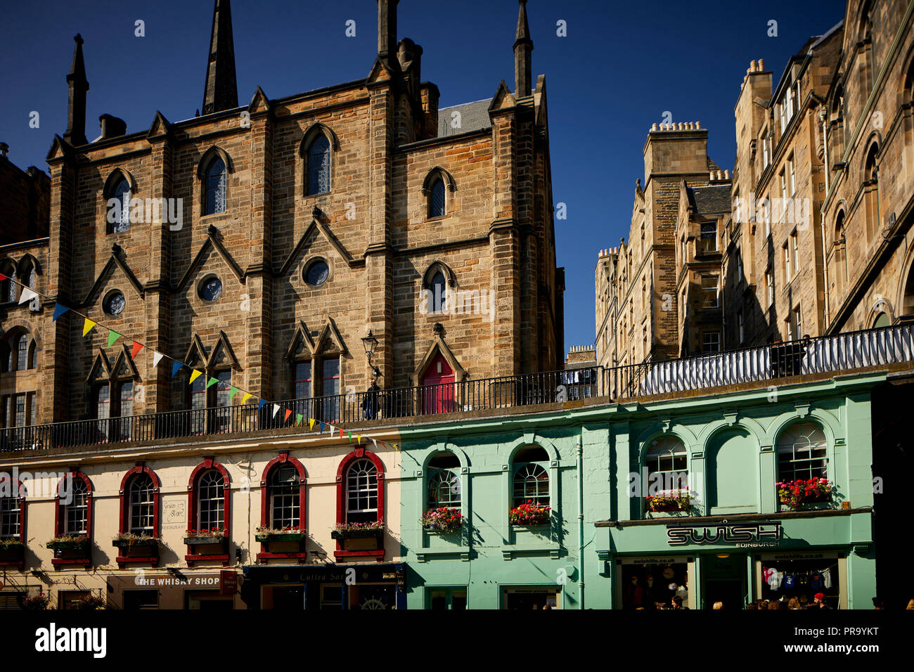 West bow street edinburgh scotland hi-res stock photography and images ...