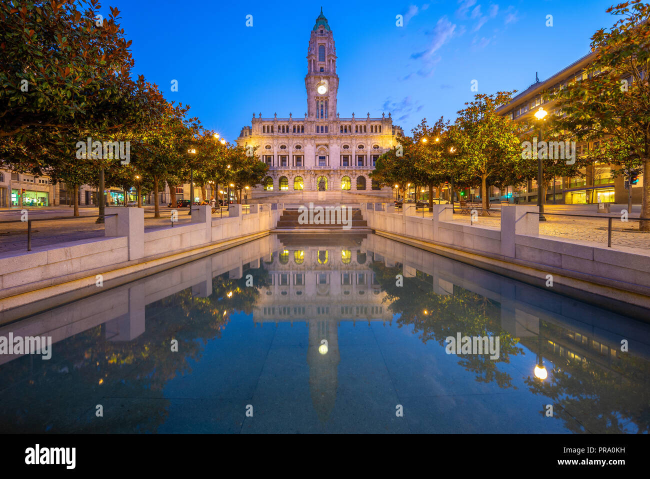 The porto city hall hi-res stock photography and images - Alamy